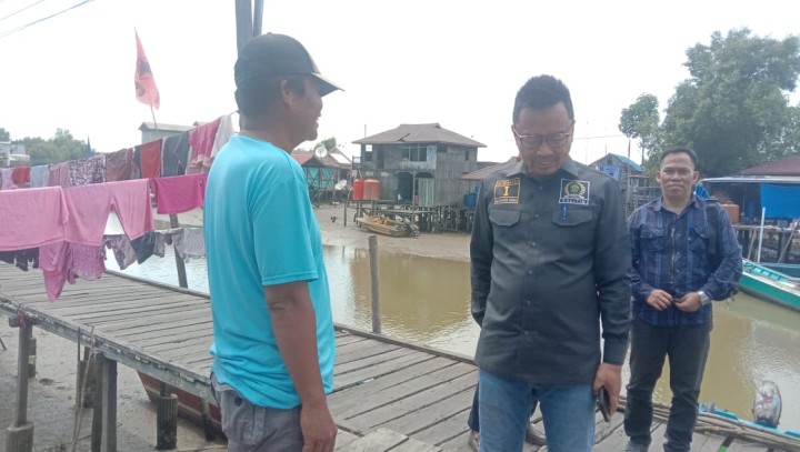 Sambangi Tanjung Barukang, Berikut Usulan Warga ke Baharuddin Demmu